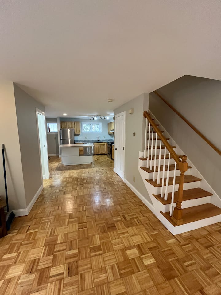 Wonderful Three Story Apartment - Quincy, MA