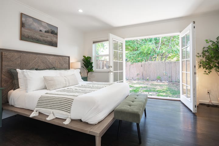 Redwood City Cottage-style Home - Atherton, CA