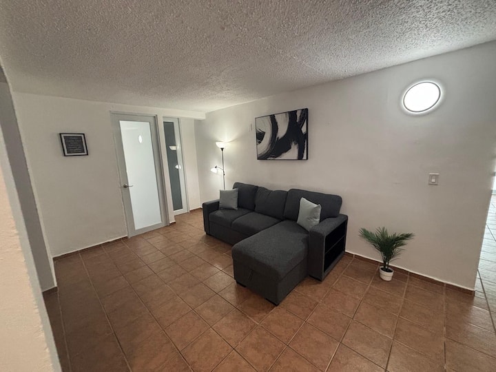 ÁUrea Guest House #2 - Levittown