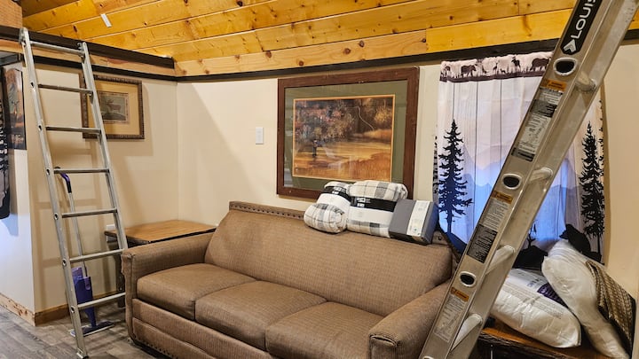 Cabin 2 At Heaven's Ridge Campground - Stockton Lake, MO