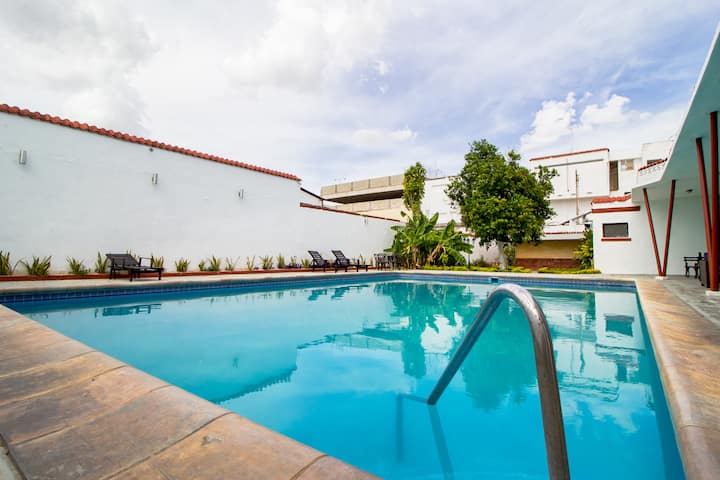 Confortable Habitación A Metros De La Catedral - Mérida