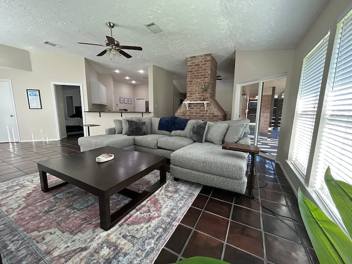 Tesla Cornerstone - League City, TX