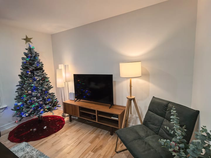 Modern Retreat, Rem Station, 15min To Montreal - Longueuil