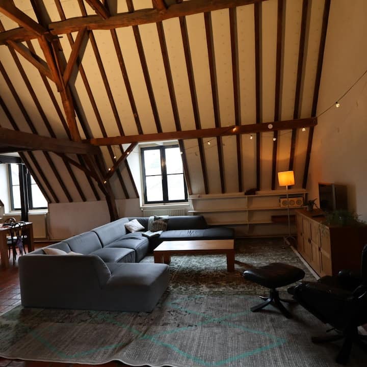 Rijksmonument Met Twee Slaapkamers - Utrecht