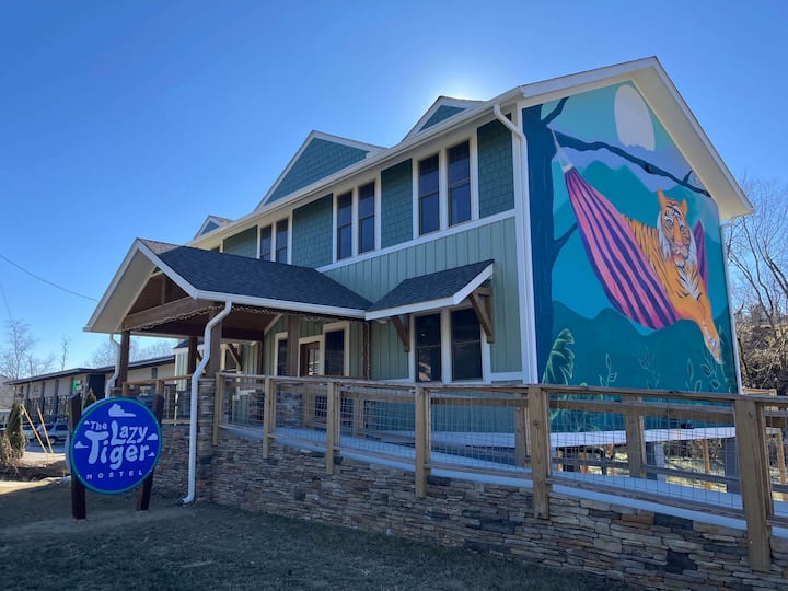 Best Option In Avl To Break Bread & Make Memories - Weaverville, NC