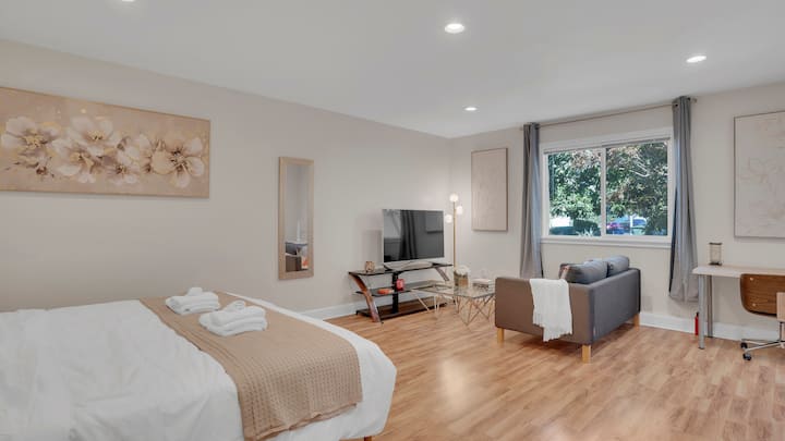 Adu @ Santa Clara | Great Location | Pets Allowed - Santa Clara