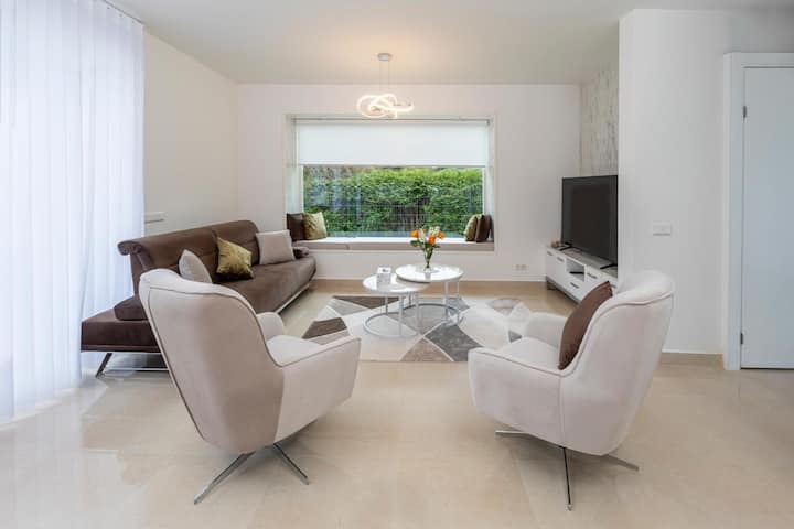 Exclusive Villa Nova In Berlin • Spacious & Cozy - Berlin