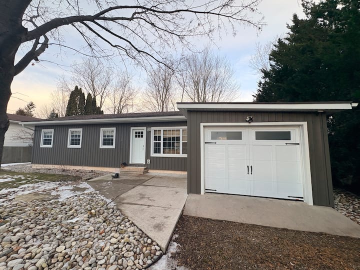 Cozy Cottage On Ausable - Port Franks