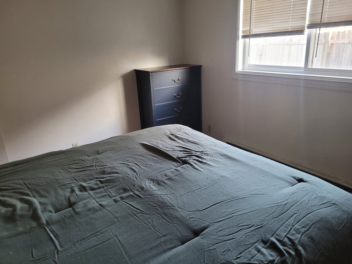 Pet Friendly Duplex In Fruitland Idaho - New Plymouth, ID