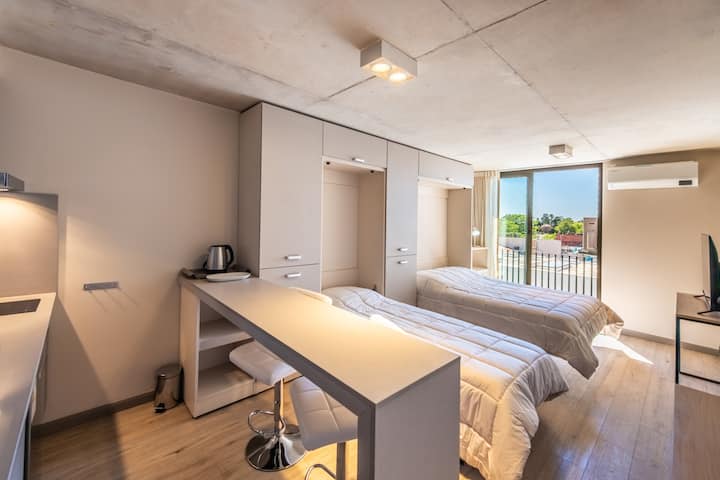 Apartamento Nuevo Y Moderno, Totalmente Equipado - Montevideo