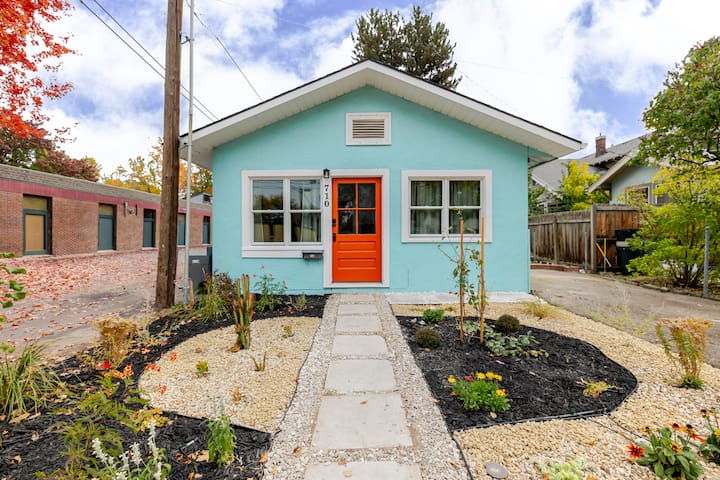 Sunny 15th Street Cottage – North End Boise - Boise, ID