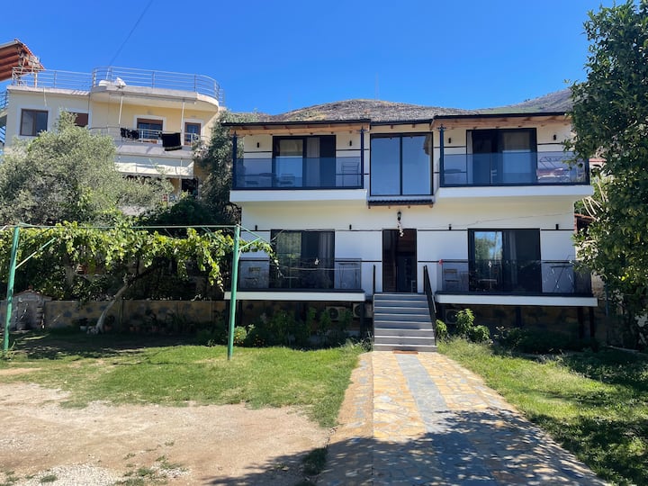 Villa Margarita • Sea View Studio With Balcony - Borsh