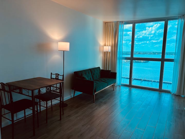 Emerald Paradise - Fort Myers, FL