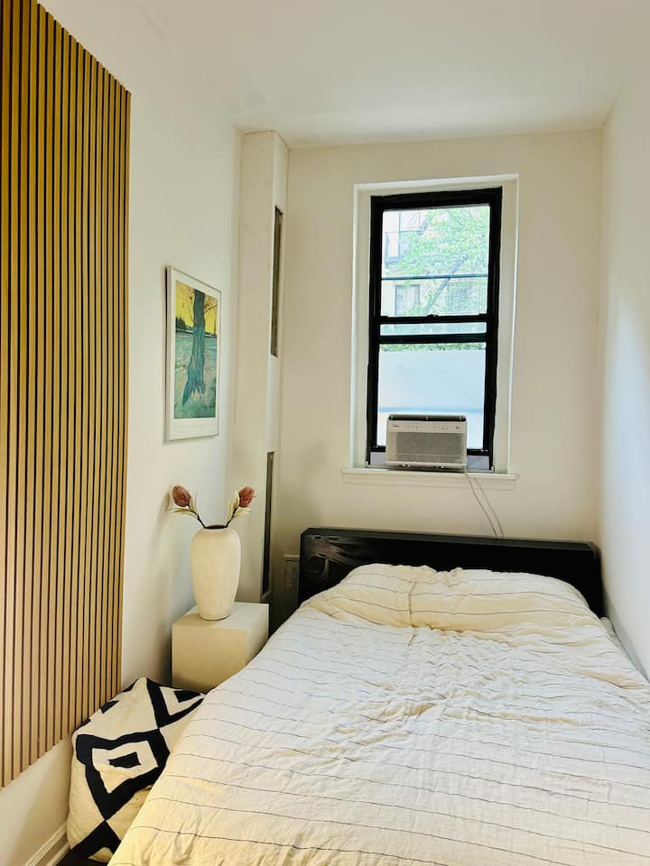 East Village Studio Apartment - New York