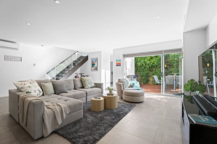 Riverside Villa & Pet Friendly - Shire of Mornington Peninsula