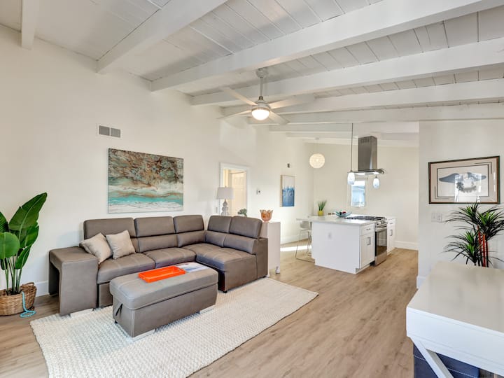 Seaglass 222 - San Clemente, CA