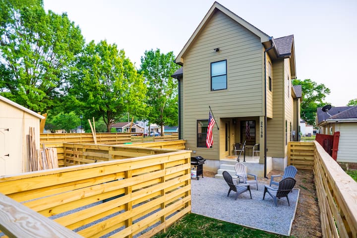 Pet-friendly, No Fee | 3br Sleeps 8 | Fenced Yard - Chattanooga, TN
