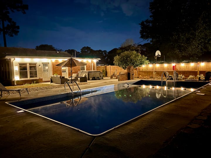 Spring View Oasis W Pool And Hot Tub In Wilmington - Wilmington, NC