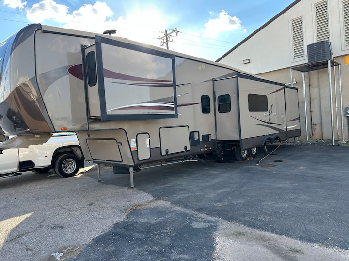 The Roxy - Lubbock, TX