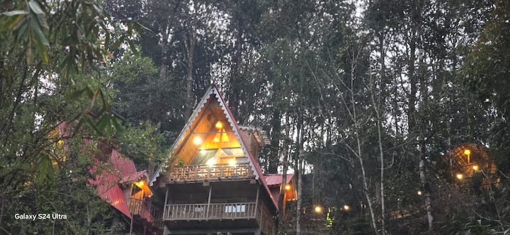 Serene Cottage Amidst Nature At Barnyak, Sikkim - Pelling