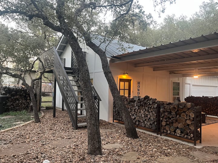 Hay Loft By Gruene - New Braunfels, TX