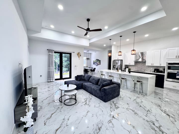 New Modern Retreat • Peaceful Lehigh Acres Home - Lehigh Acres, FL