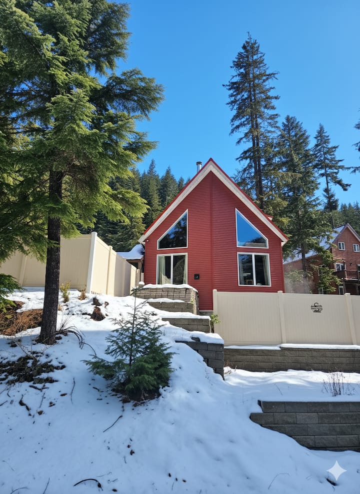 Wonderland In The Woods With Sauna, Fits 11ppl - Sunshine Valley, BC