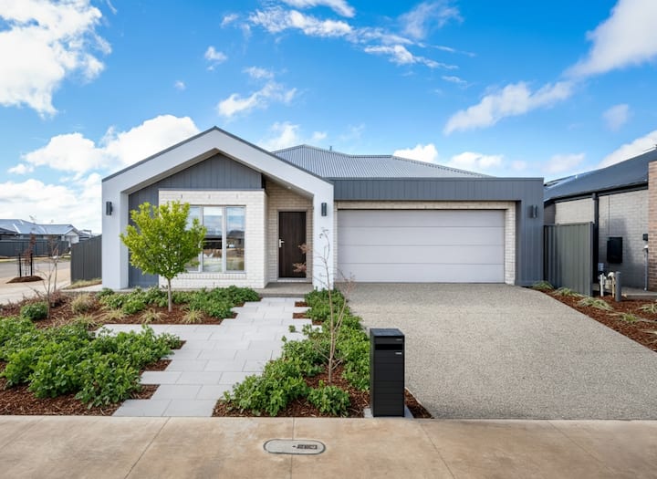 Luxury 3br Near Sport Precinct, Hospital Golf Club - Shepparton