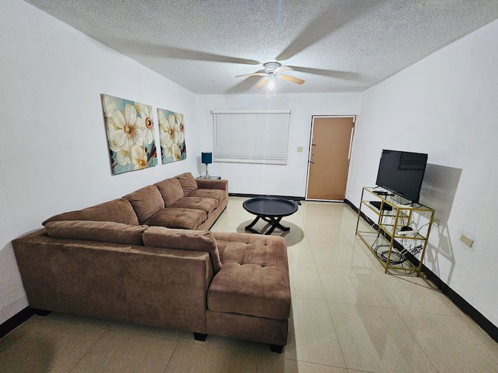 2 Bedroom, 1 Bathroom Unit Fully Furnished - Guam