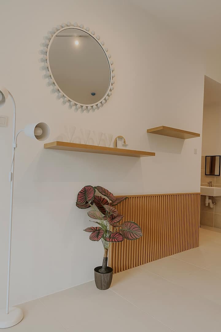 Kenny Hill 5 Min Walk Bmc & Swinburne, Vivacity - Kuching