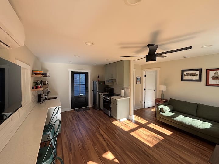 Bull City Guest Apartment #1 Near Duke East Campus - Durham, NC