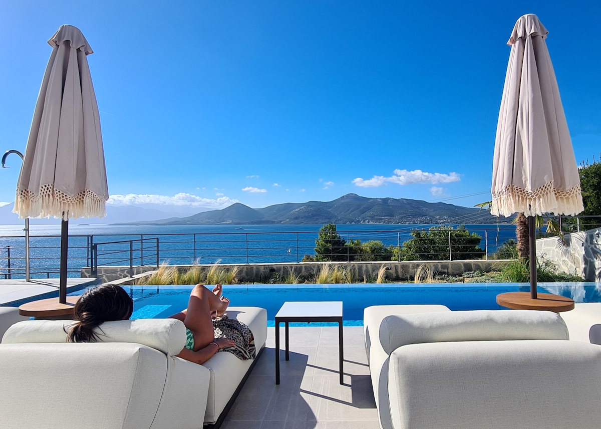 Vue imprenable sur la mer Piscine privée Design de luxe - Villas à ...