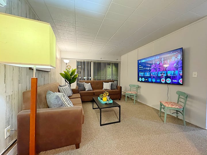 *Lux*mins To *Michigan Uni* & *U Michigan Health* - Ann Arbor, MI