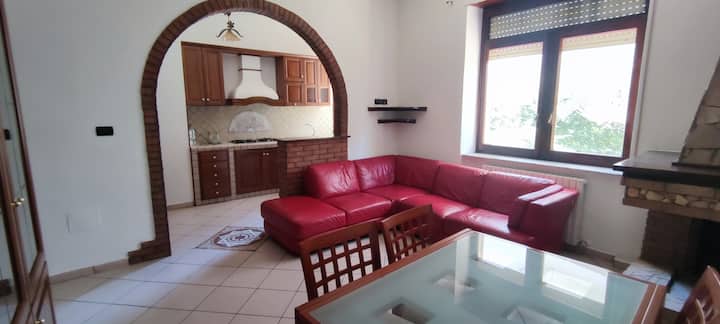 Intero Appartamento Al Piano Terra Rialzato - Cosenza