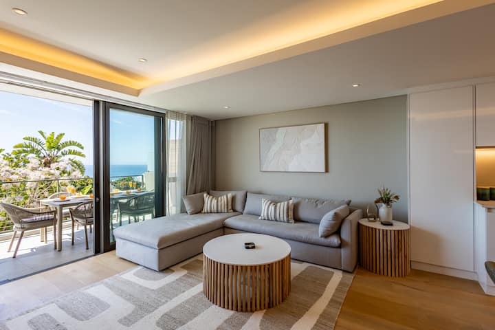 Three Bedroom Luxury Apartment 202 - Plettenberg Bay