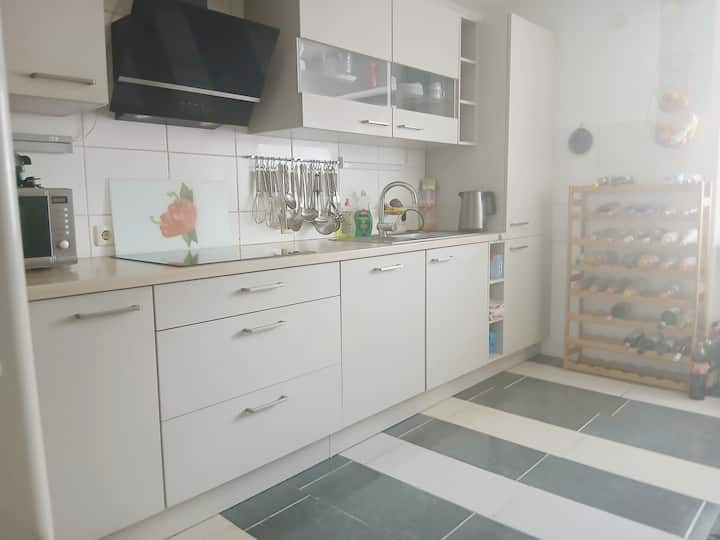 Perfekt Für Urlauber 
Im Schwarzwal, Ch Pendler - Bonndorf