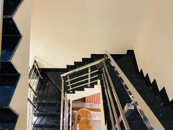 A Lavish 3 Bhk Villa - Raipur