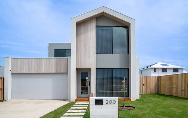 Coastal Bliss Retreat - Ocean Grove