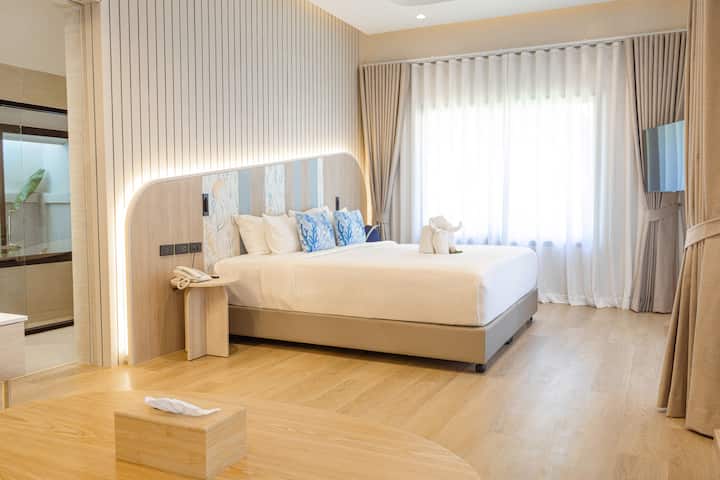 Ocean Crest Villa - Khao Lak