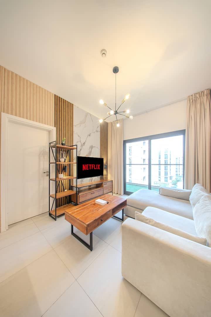 1bhk Luxurious Apt With Balcony In Almamsha - Sharjah
