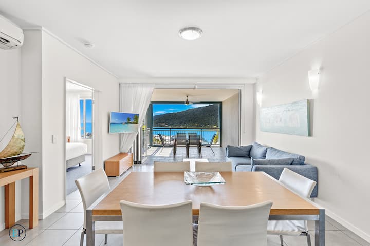 Whitsunday Oceans, Relax & Enjoy The View - Airlie Beach