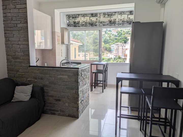 Appartamento Fino A 5 Pax Con Parcheggio - Sanremo