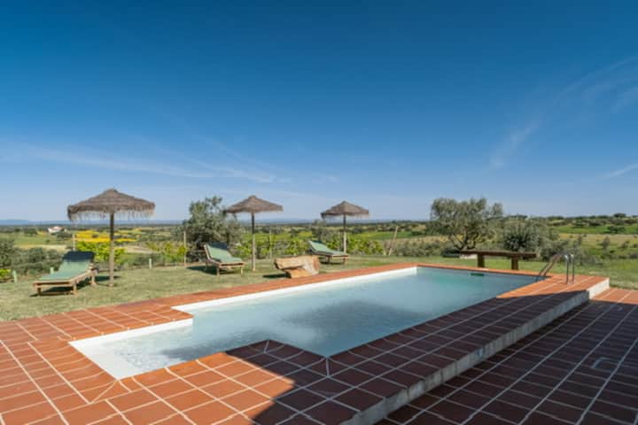 Alandroal Nature & Pool Retreat - Portugal