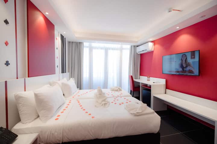 Stanza Vegas Style Quadrupla Per 6 Ospiti - Pembroke