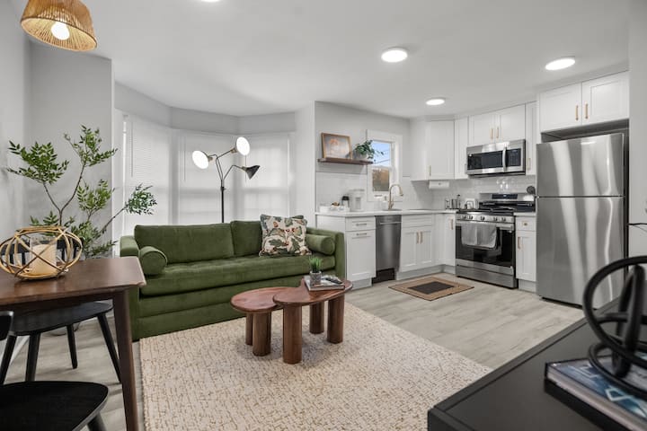 Breeze Unit- Charming Furnished Boutique 1br - Hammonasset Beach State Park, Madison