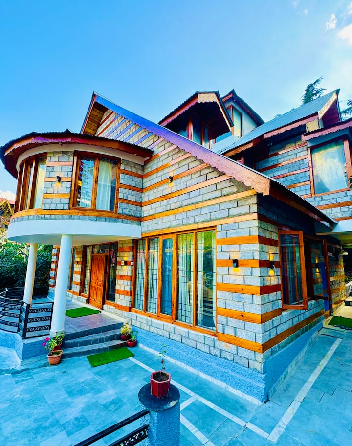 3 Bhk Luxury Villa In Manali - Manali