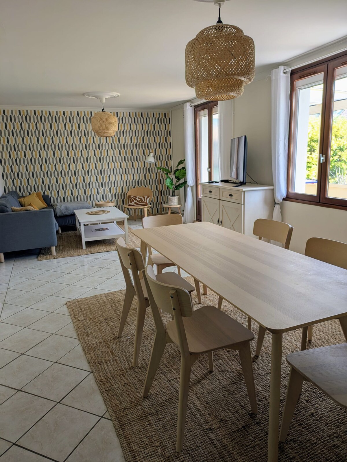 House in Amilly - Houses for Rent in Amilly, Centre-Val de Loire ...