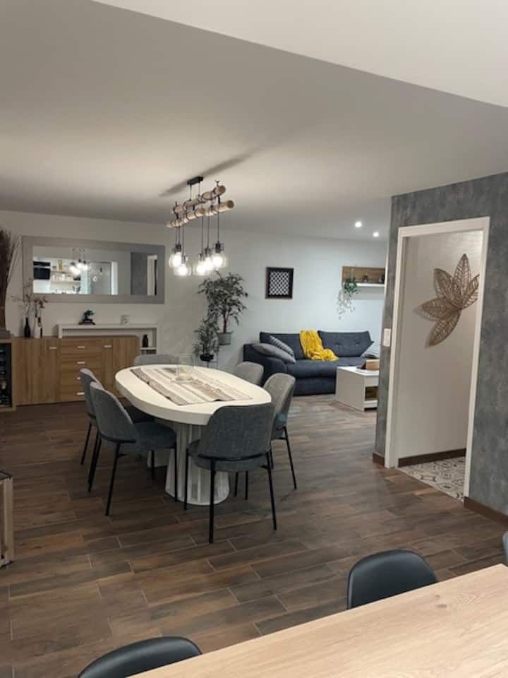 Maison Agréable Et Spacieuse 100 M2 Avec Jardin - Anse