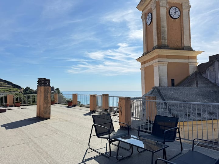 Sea View, Terrace & Free Parking - Moneglia