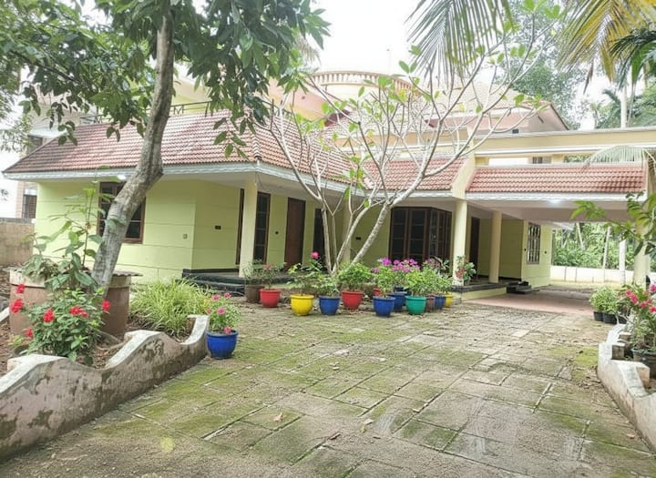 Srb (A Heritage Villa) - Thiruvananthapuram